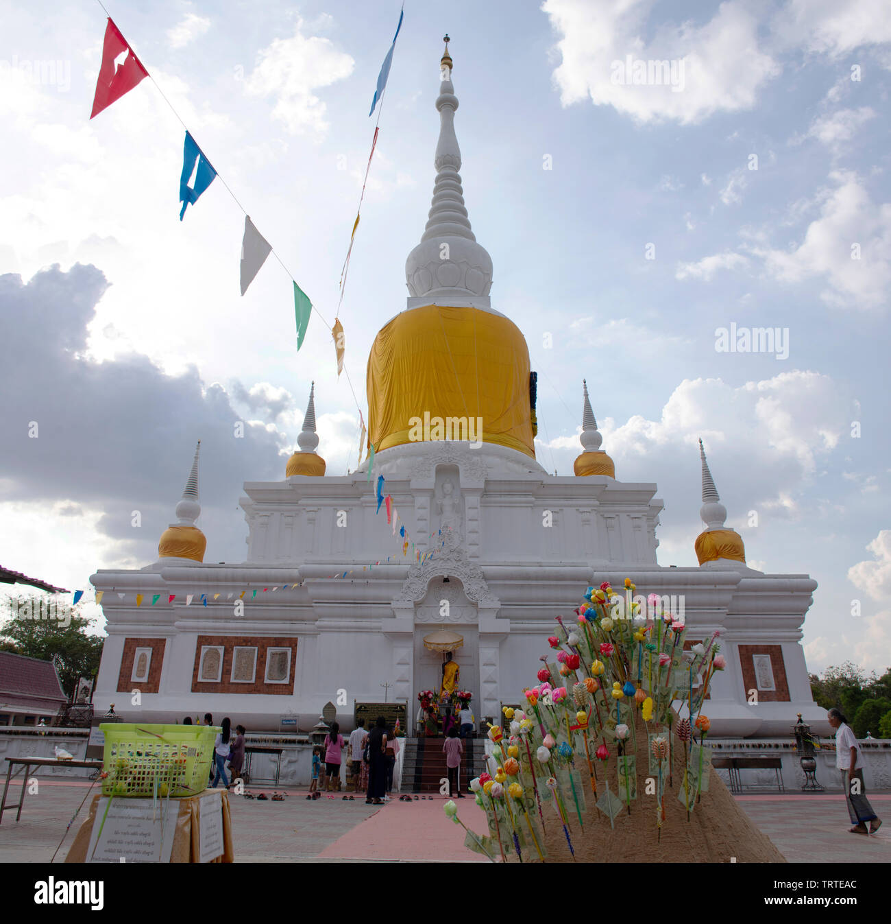 Maha sarakham tourist attraction hi-res stock photography and images ...