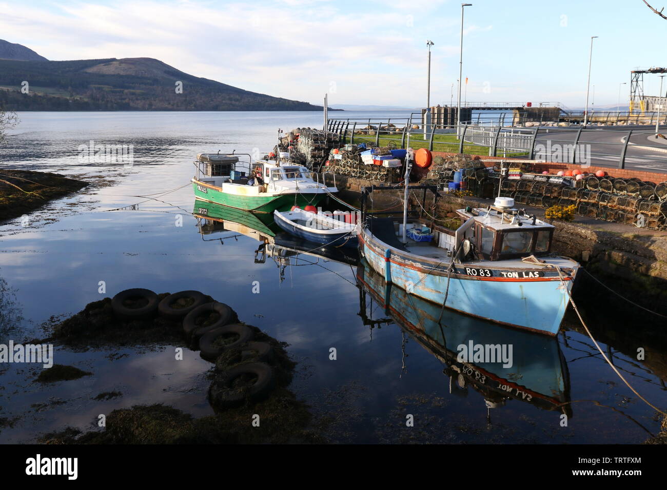 Brodick pier hi-res stock photography and images - Alamy