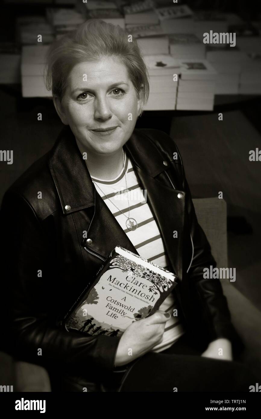 Clare elizabeth mary mackintosh hi-res stock photography and images - Alamy