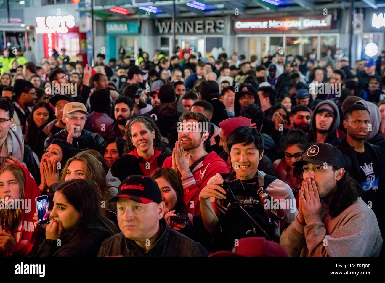 Toronto Raptors Fans High Resolution Stock Photography and Images - Alamy