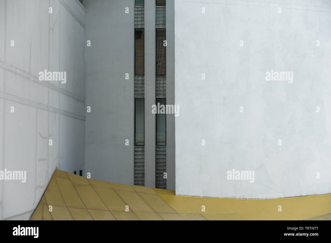 close up building Stock Photo - Alamy