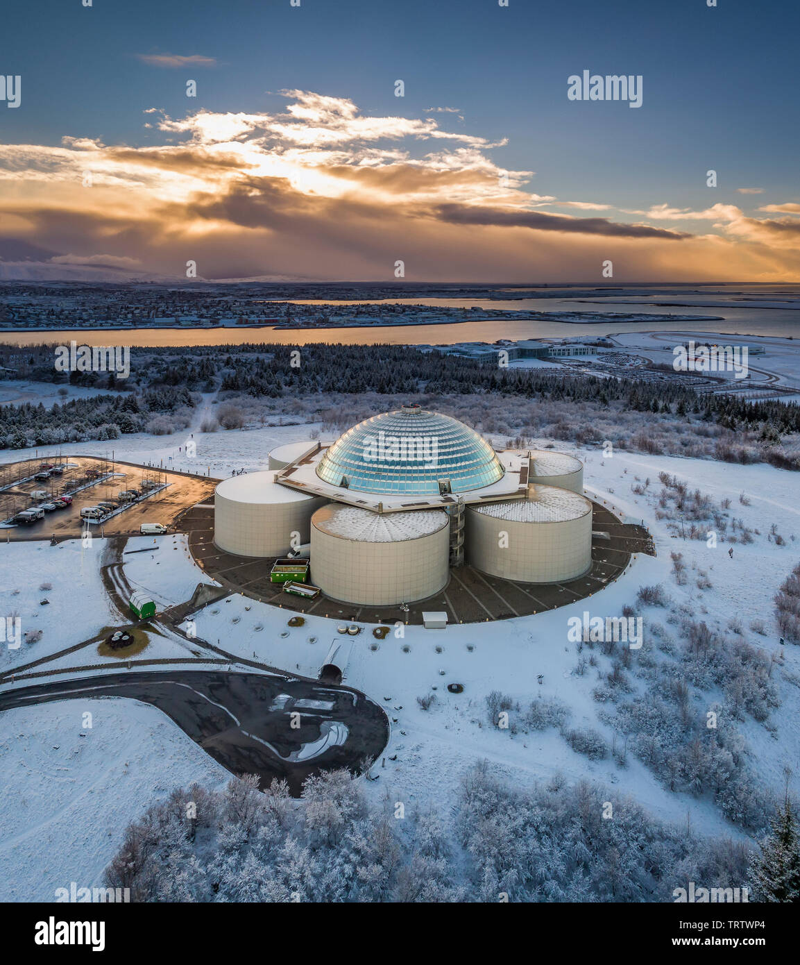 Perlan (The Pearl) Reykjavik, Iceland Stock Photo - Alamy