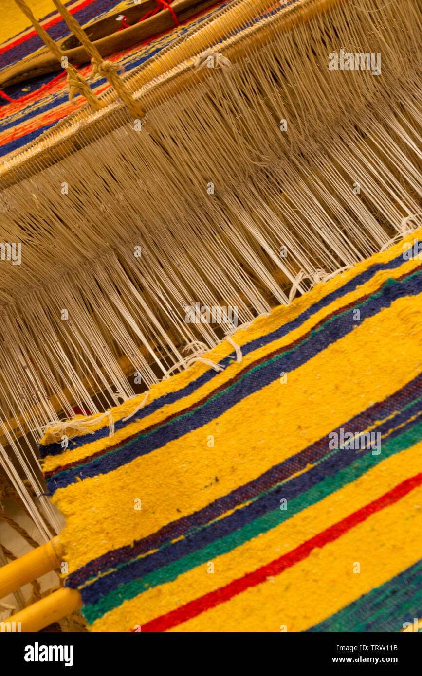 traditional carpet loom in morocco Stock Photo - Alamy