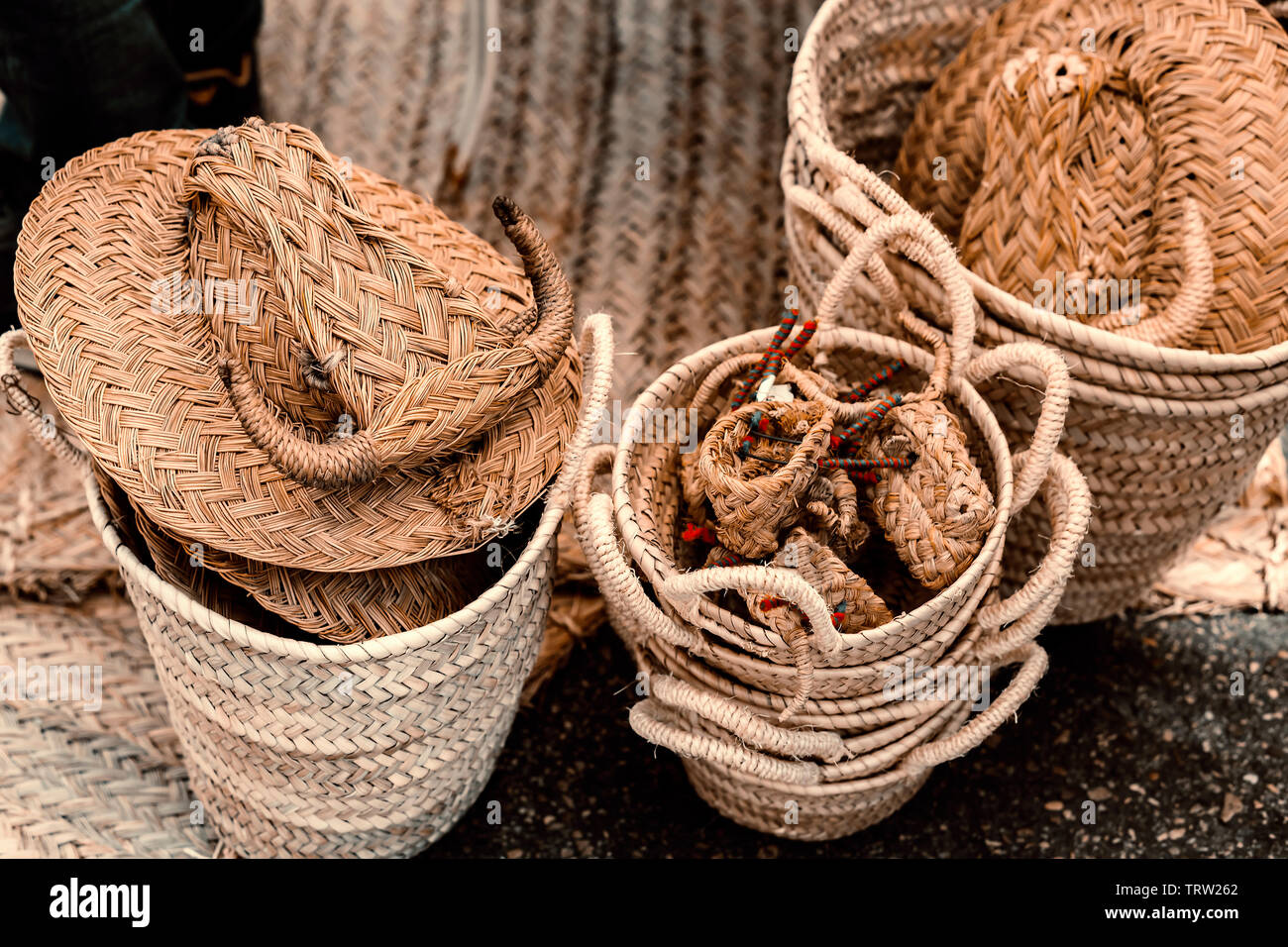 Traditional spanish baskets hi-res stock photography and images - Alamy