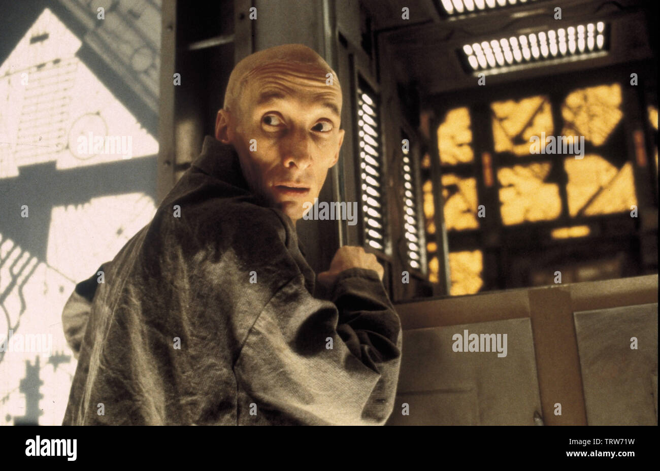 Cube film 1997 hi-res stock photography and images - Alamy