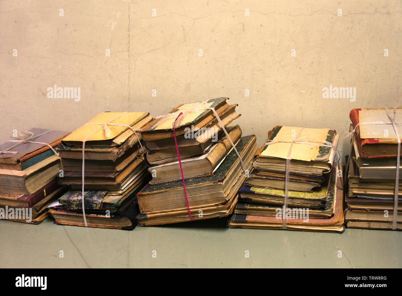 Stacks of old books Stock Photo - Alamy