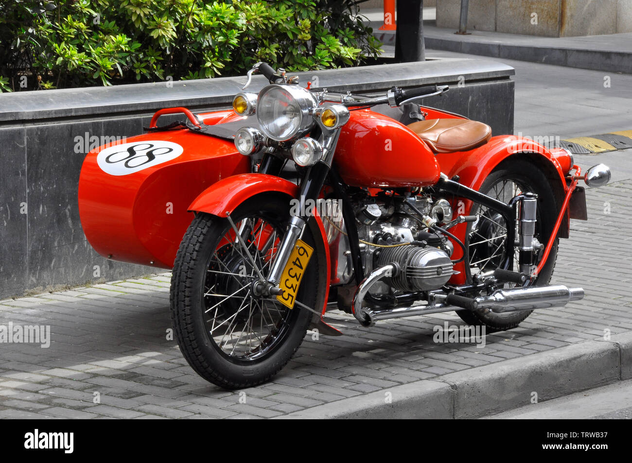 Bmw motorcycle sidecar hi-res stock photography and images - Alamy