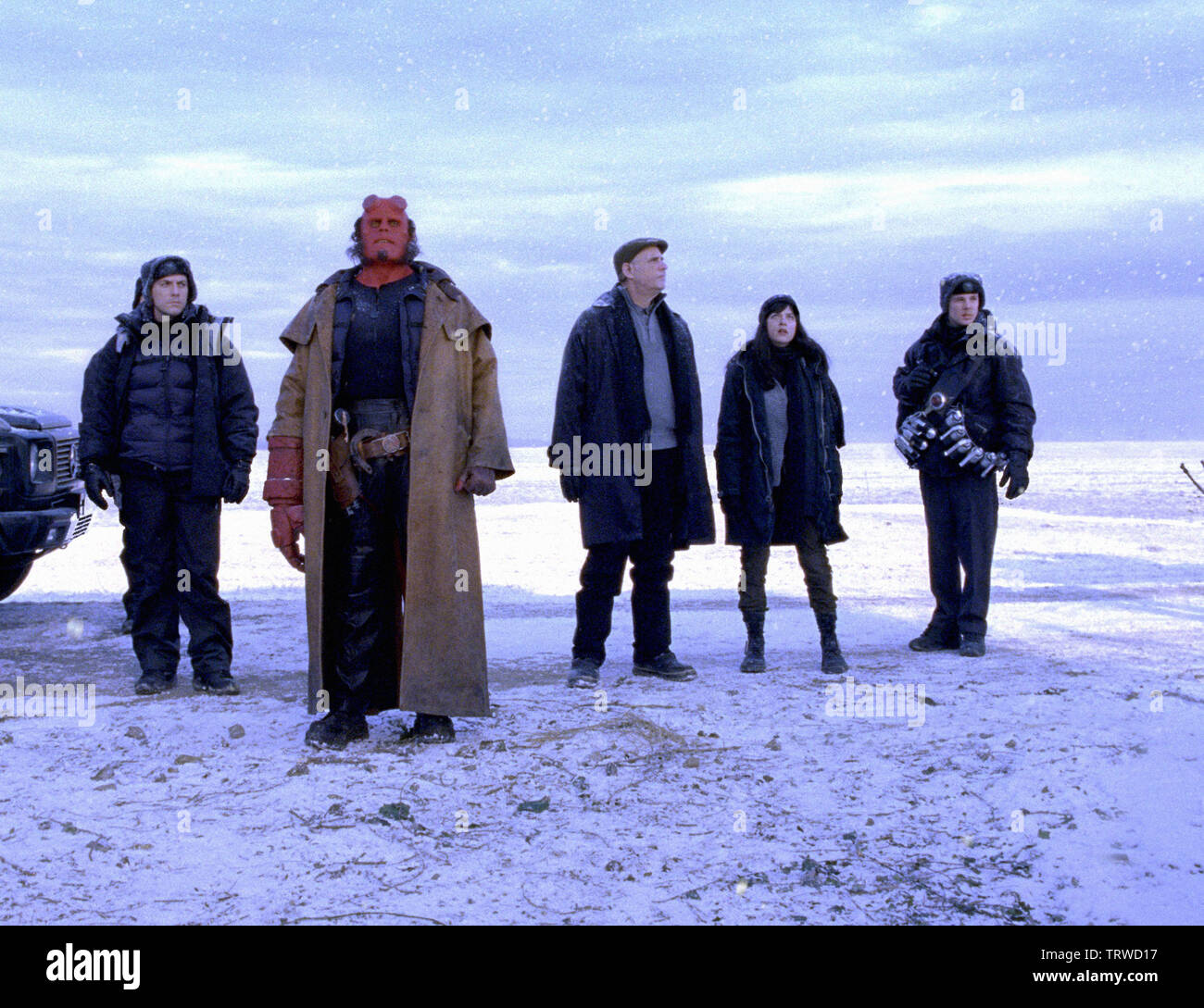 Hellboy 2004 Rupert Evans High Resolution Stock Photography and Images ...
