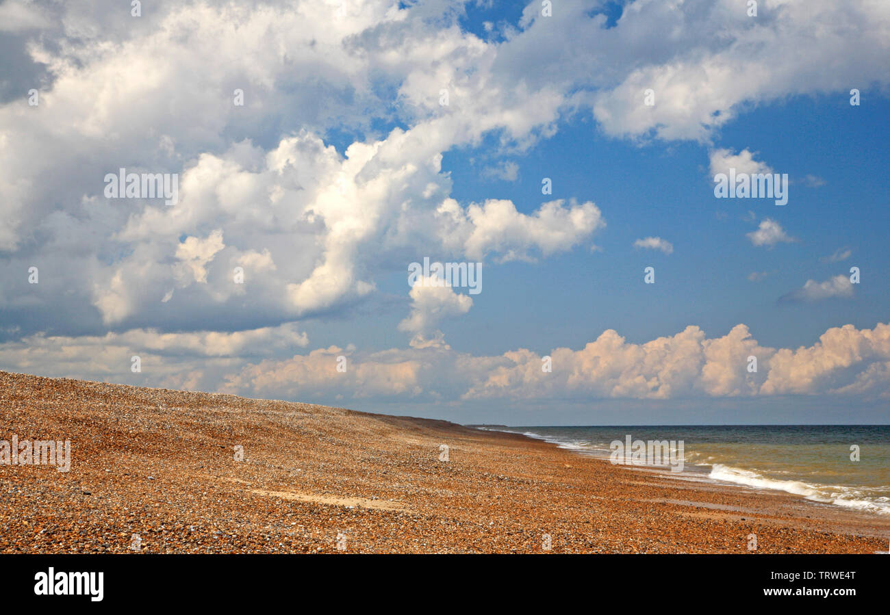 Salthouse beach norfolk hi-res stock photography and images - Alamy