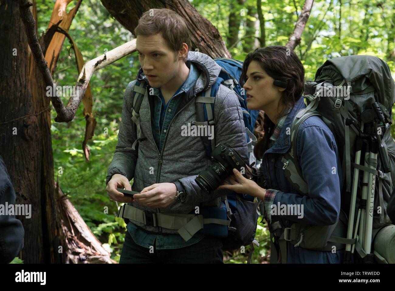 CALLIE HERNANDEZ and JAMES ALLEN MCCUNE in BLAIR WITCH (2016 ...