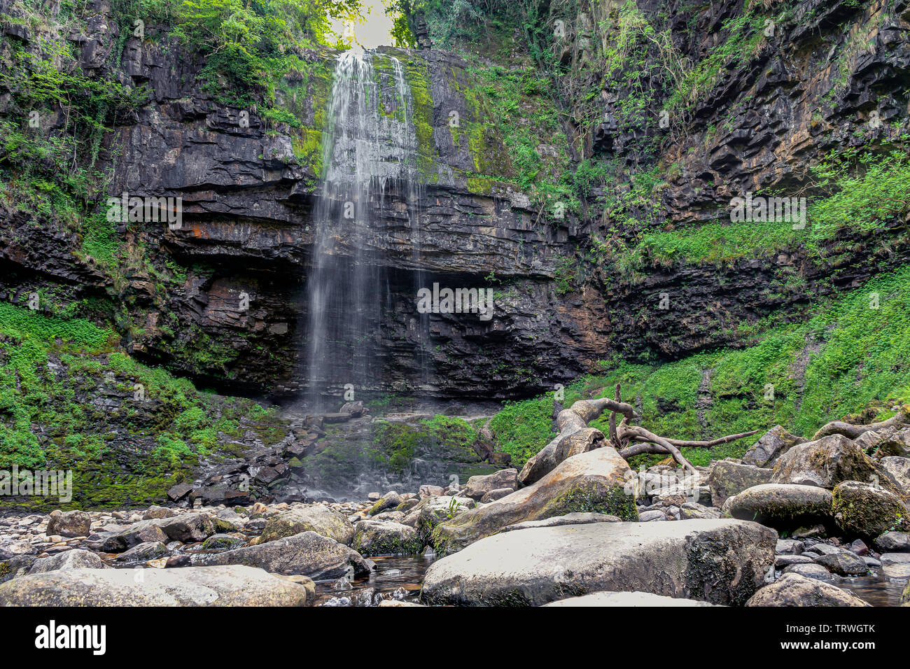 Henrhyd Falls,Brecon Beacons,Wales One of many waterfalls in Brecon ...