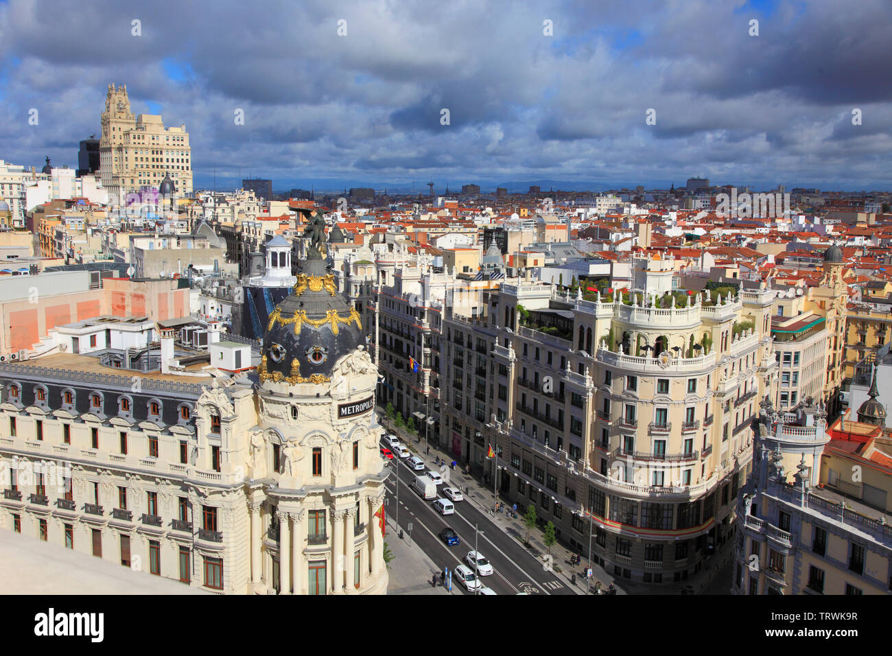 Madrid street aerial hi-res stock photography and images - Alamy