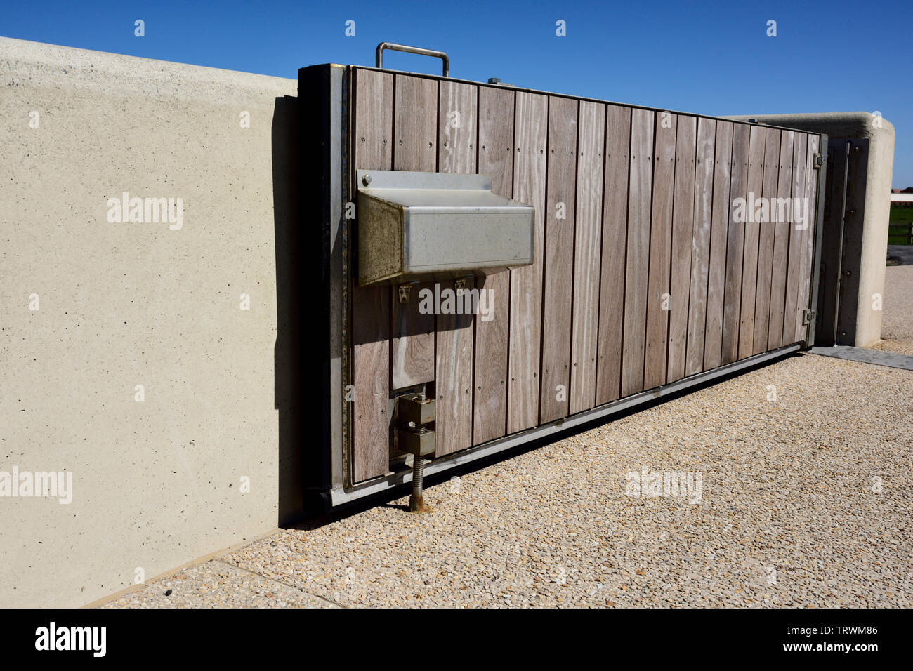 Hardwood clad steel floodgate hi-res stock photography and images - Alamy