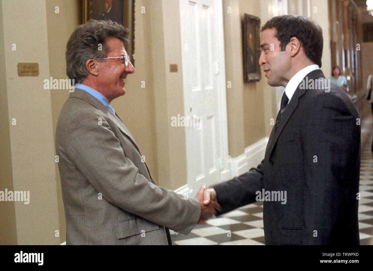 DUSTIN HOFFMAN and JEREMY PIVEN in RUNAWAY JURY (2003). Copyright ...
