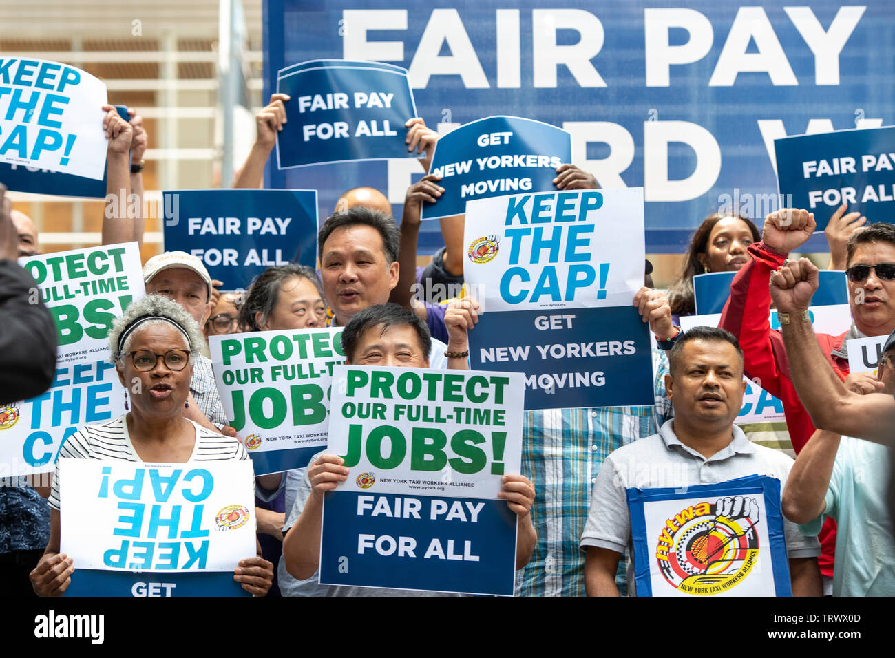 Drivers union protest usa hi-res stock photography and images - Alamy
