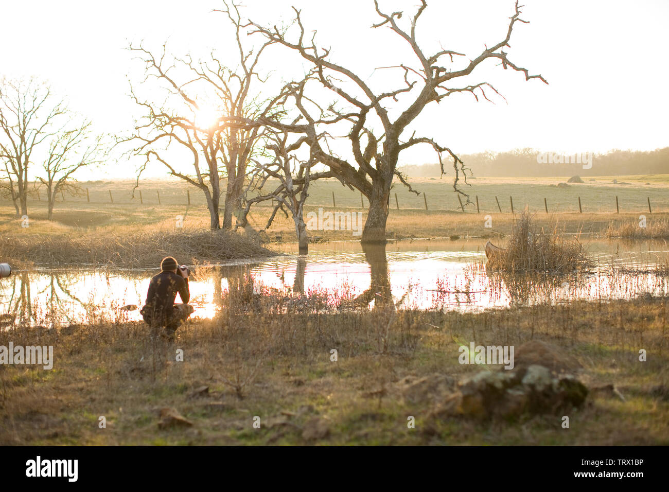 Person crouching isolated hi-res stock photography and images - Alamy