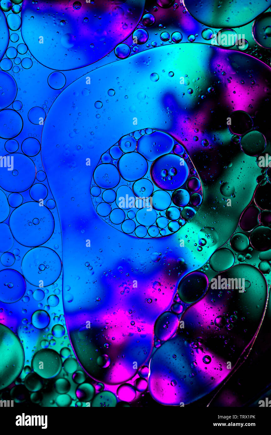 Shimmering surface soap bubble hi-res stock photography and images - Alamy