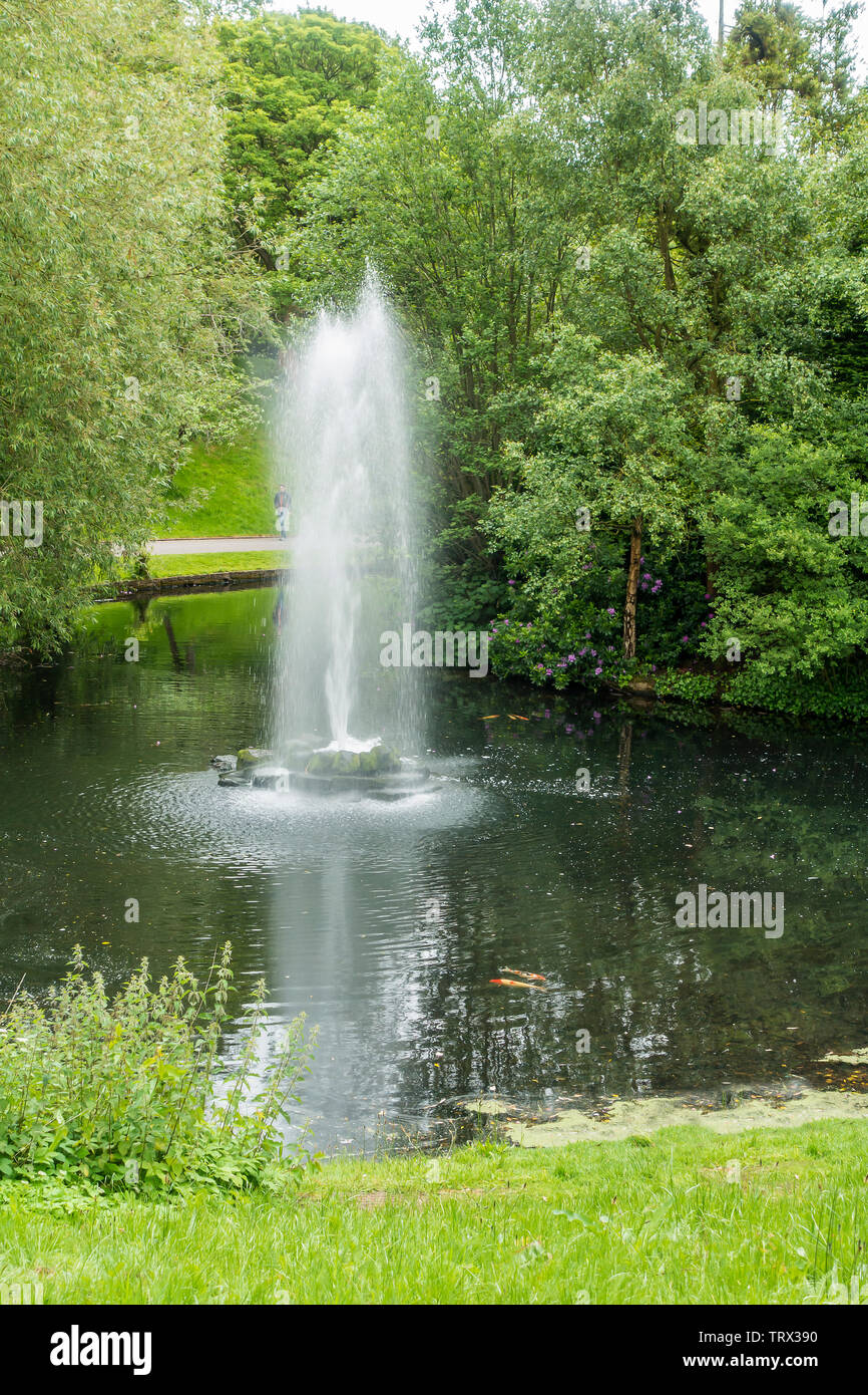 Ornamental Lake,Fountain,Sefton Park,Liverpool,Springtime,England Stock ...