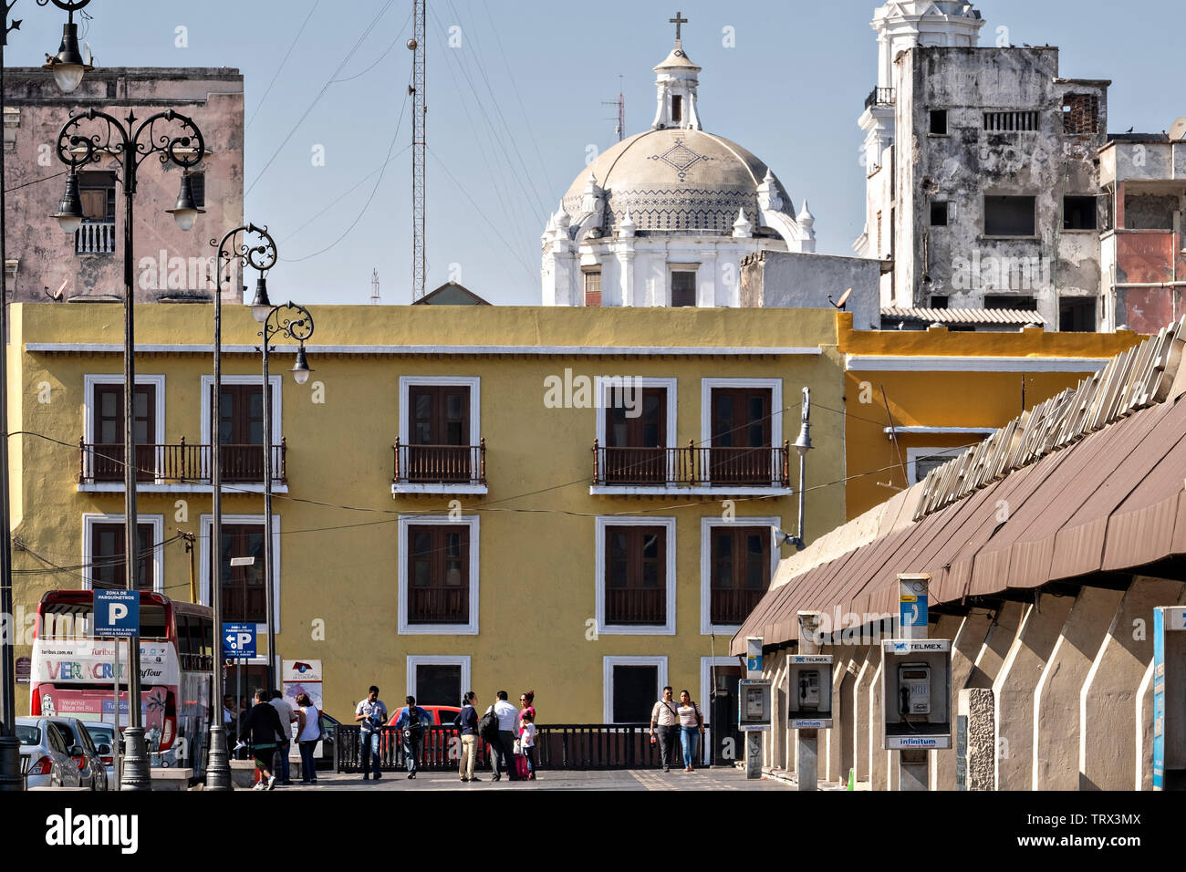 View of the Malecon looking back toward the dome of the Veracruz ...