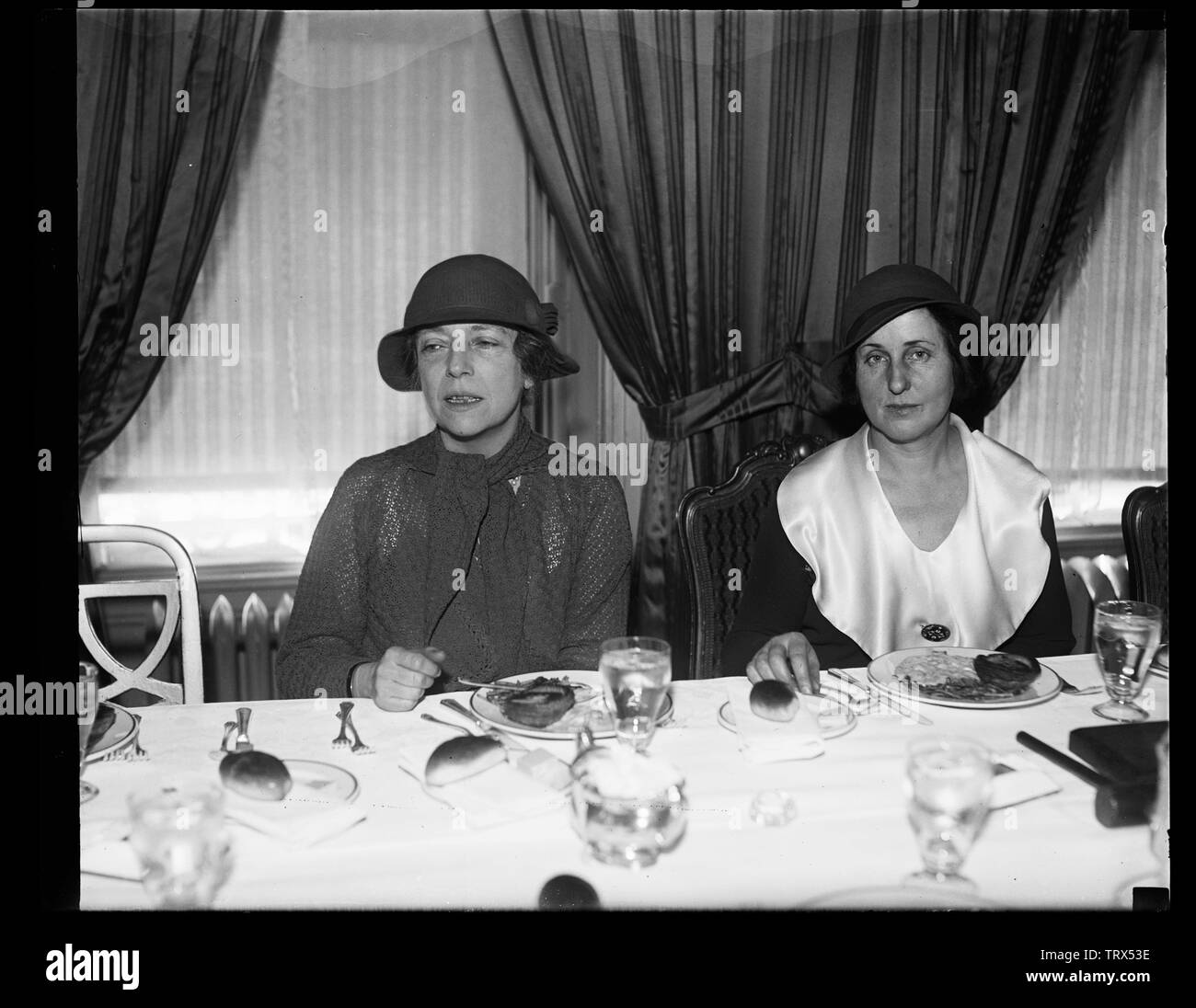 5 1 1932 hi-res stock photography and images - Alamy