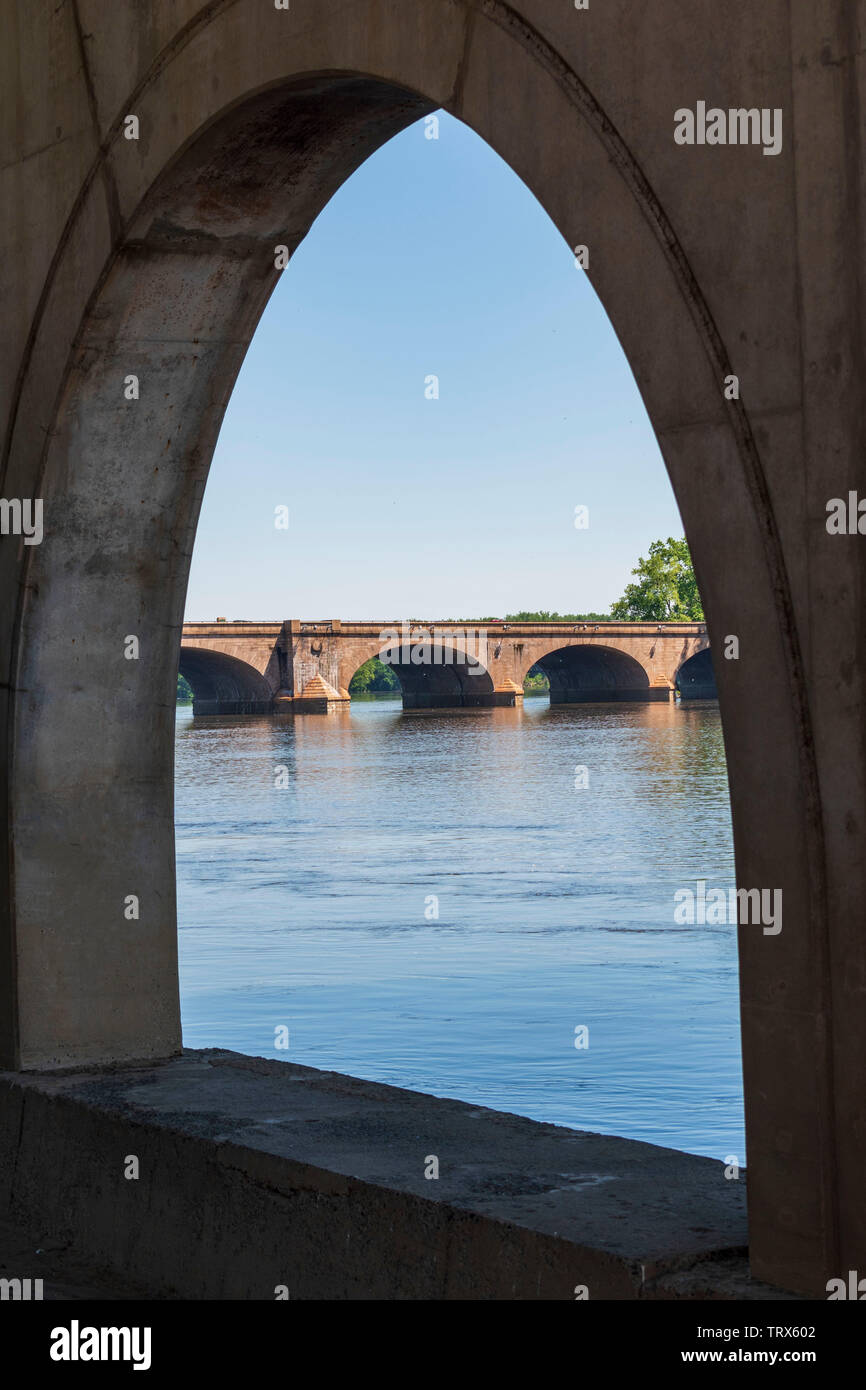 Old Bridge Abutments High Resolution Stock Photography and Images - Alamy