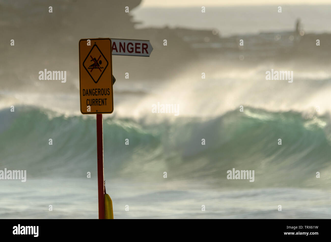 dangerous surf sign Stock Photo - Alamy