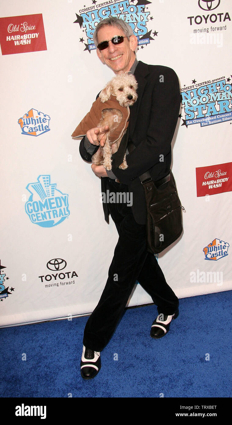 Richard belzer comedy hi-res stock photography and images - Alamy