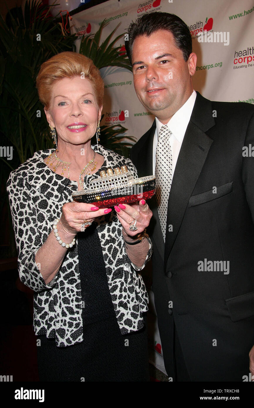 New York, USA. 17 April, 2008. Lois Pope, Paul Pope, pose with a ...