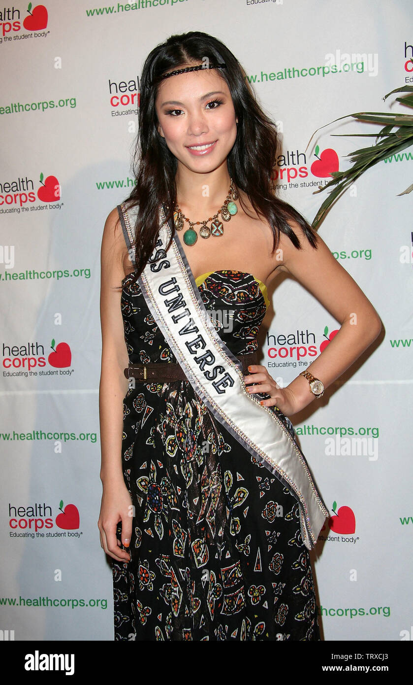 Miss universe 2007 riyo mori hi-res stock photography and images - Alamy