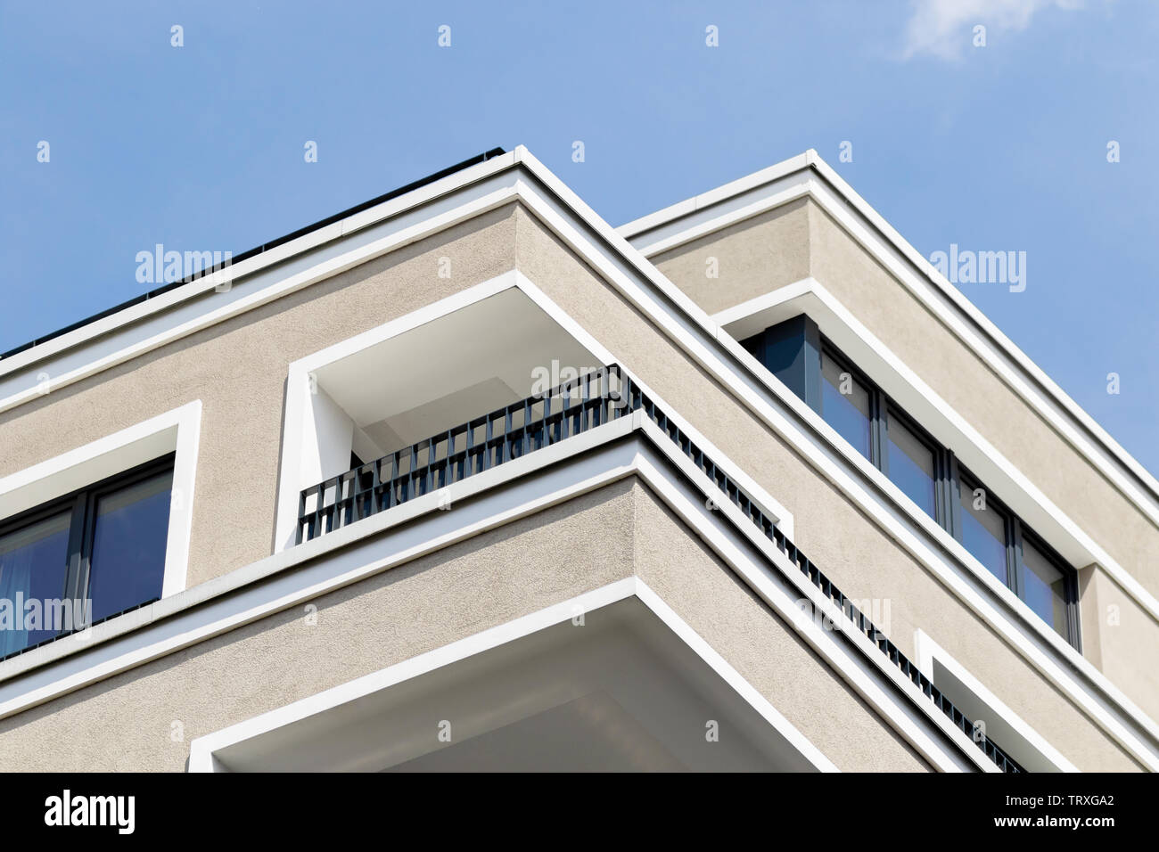 Corner window windows hi-res stock photography and images - Alamy