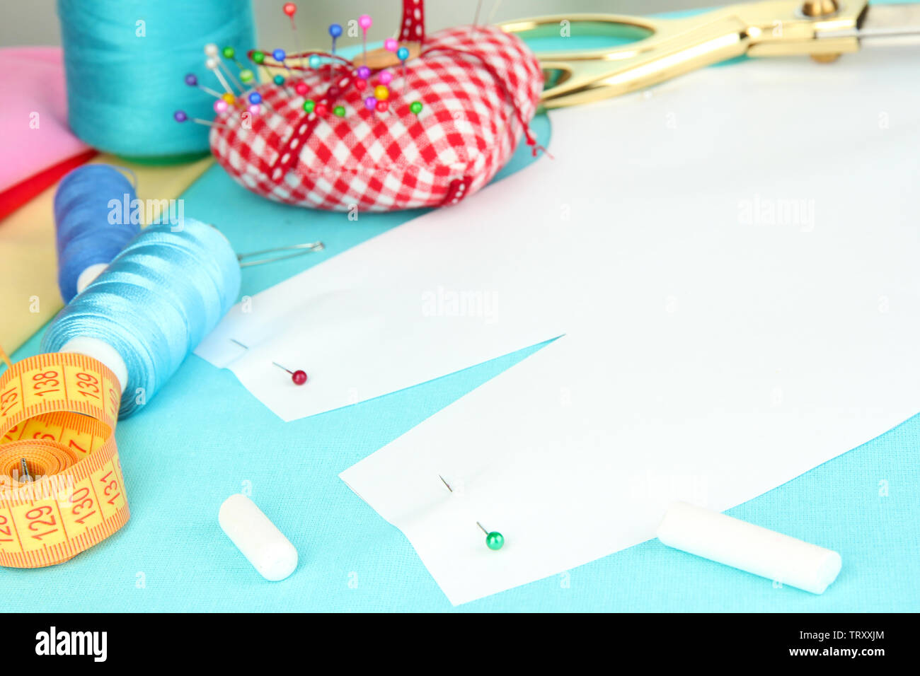 Sewing tools fashion design Stock Photo - Alamy