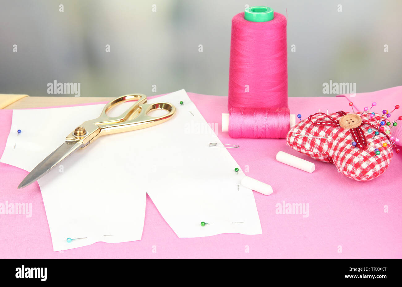 Sewing tools fashion design Stock Photo - Alamy