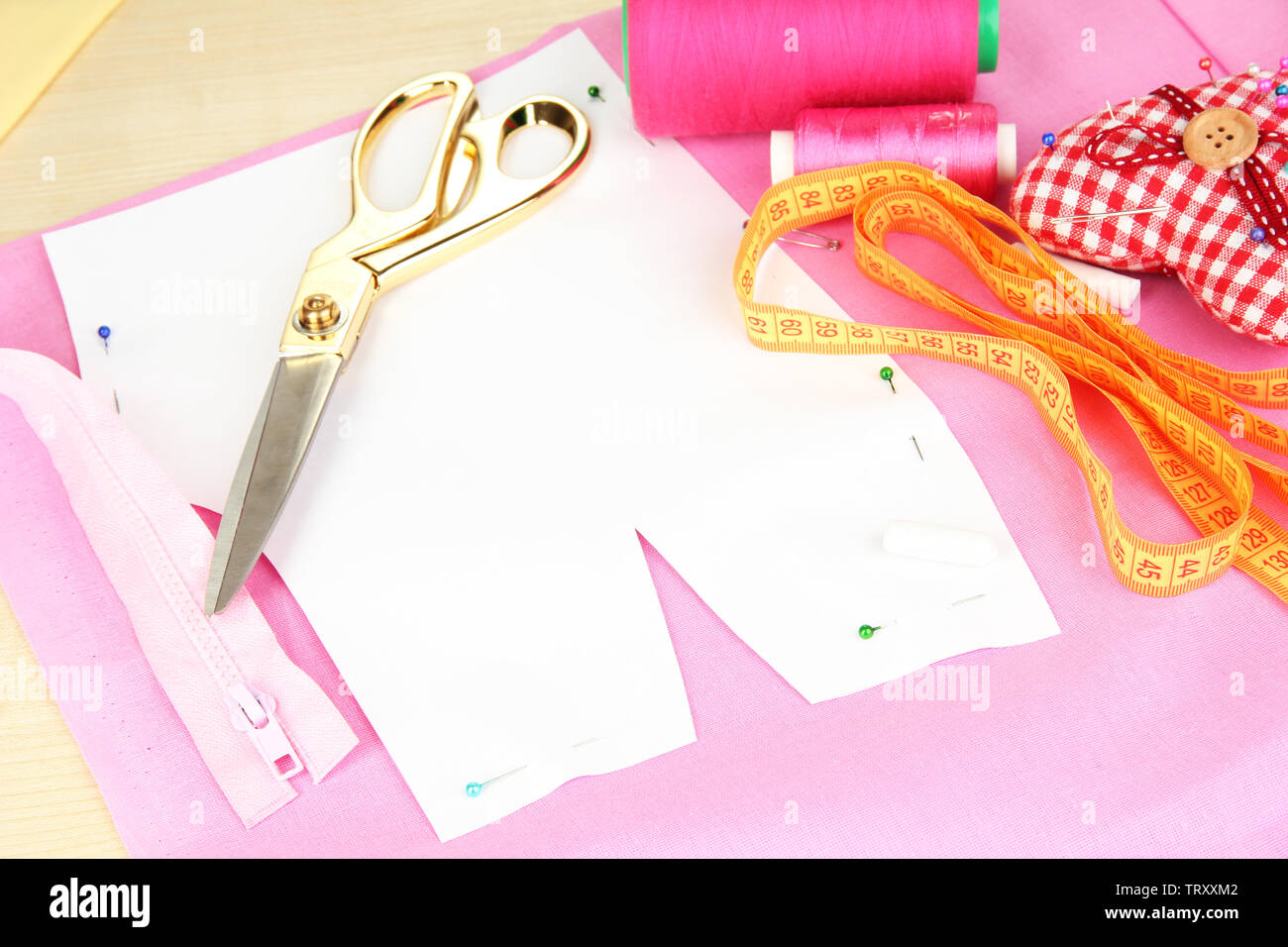 Sewing tools fashion design Stock Photo - Alamy