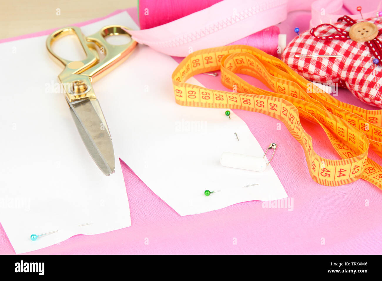 Sewing tools fashion design Stock Photo - Alamy