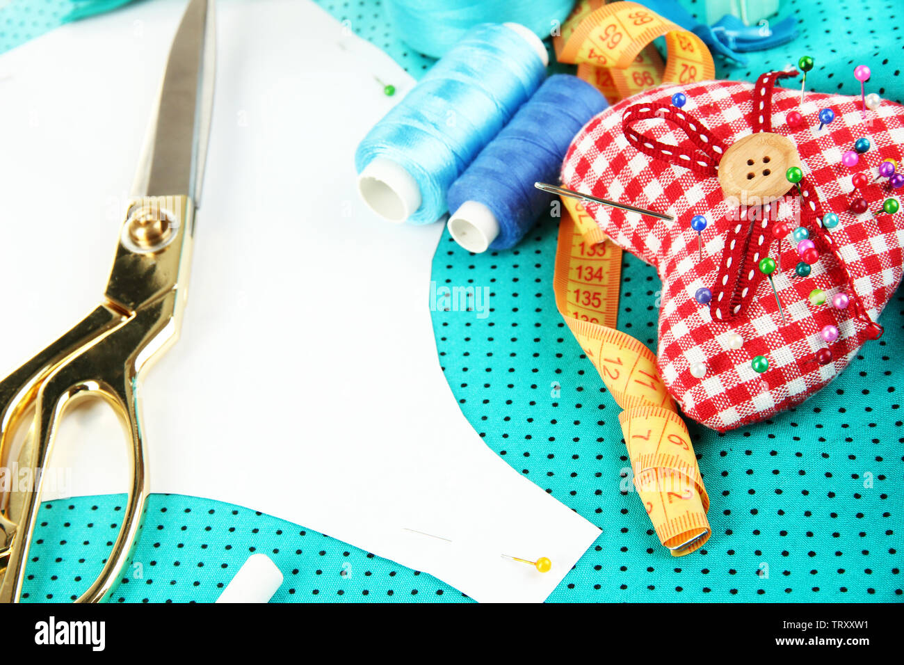 Sewing tools fashion design Stock Photo - Alamy