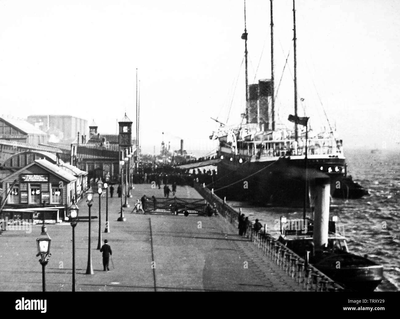 Liverpool landing stage Stock Photo - Alamy