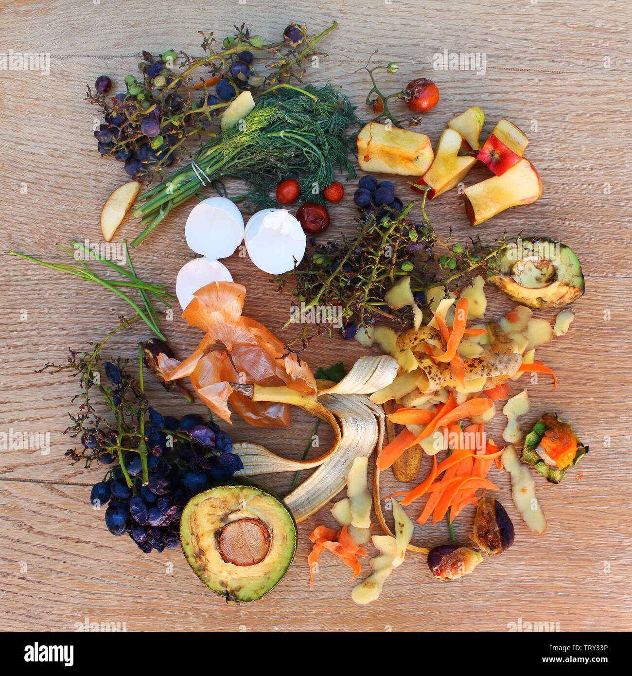 Food waste bin vegetables potato hi-res stock photography and images ...