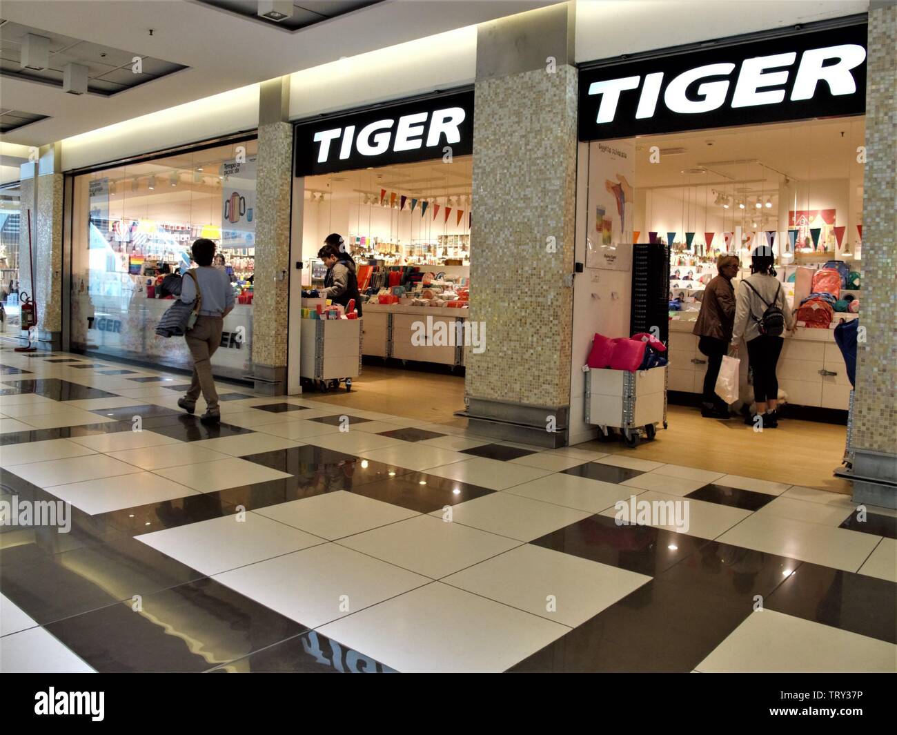 Tiger fashion store entrance in Leonardo shopping center in Rome Stock ...