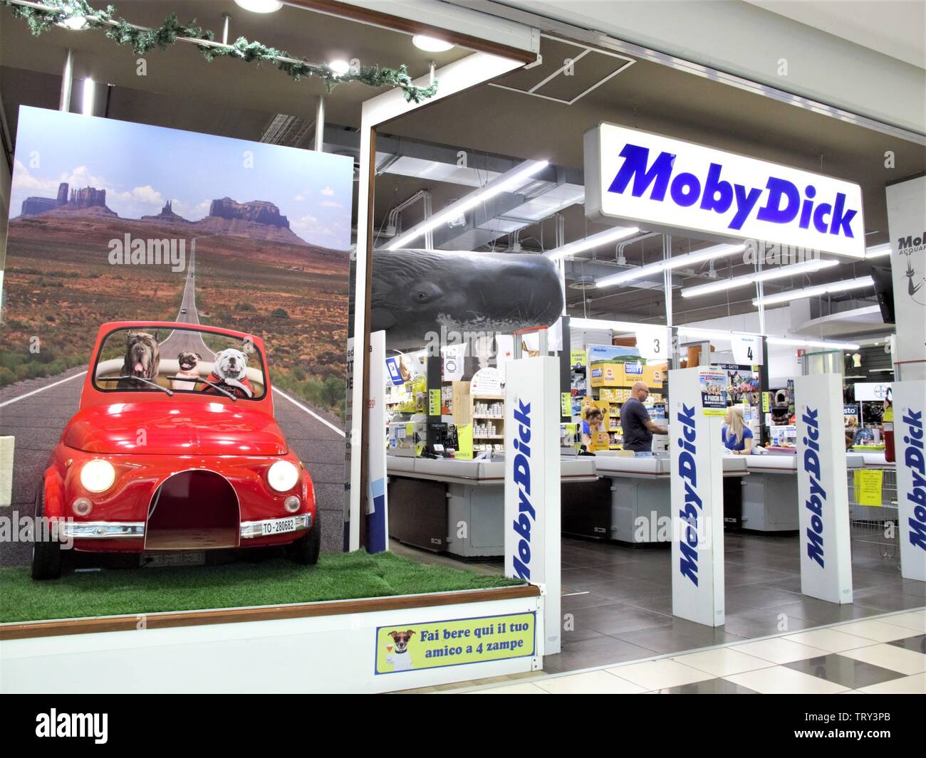Moby Dick food for animal store entrance in Leonardo shopping center in ...