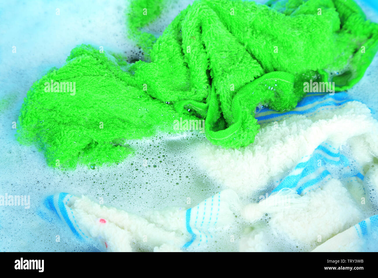 Soaking towel hi-res stock photography and images - Alamy