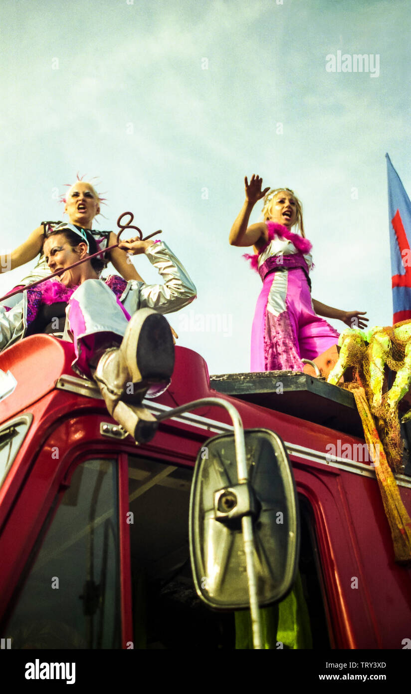 Parade float truck hi-res stock photography and images - Alamy