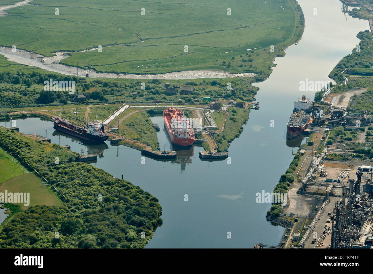 Ellesmere port cheshire hi-res stock photography and images - Alamy