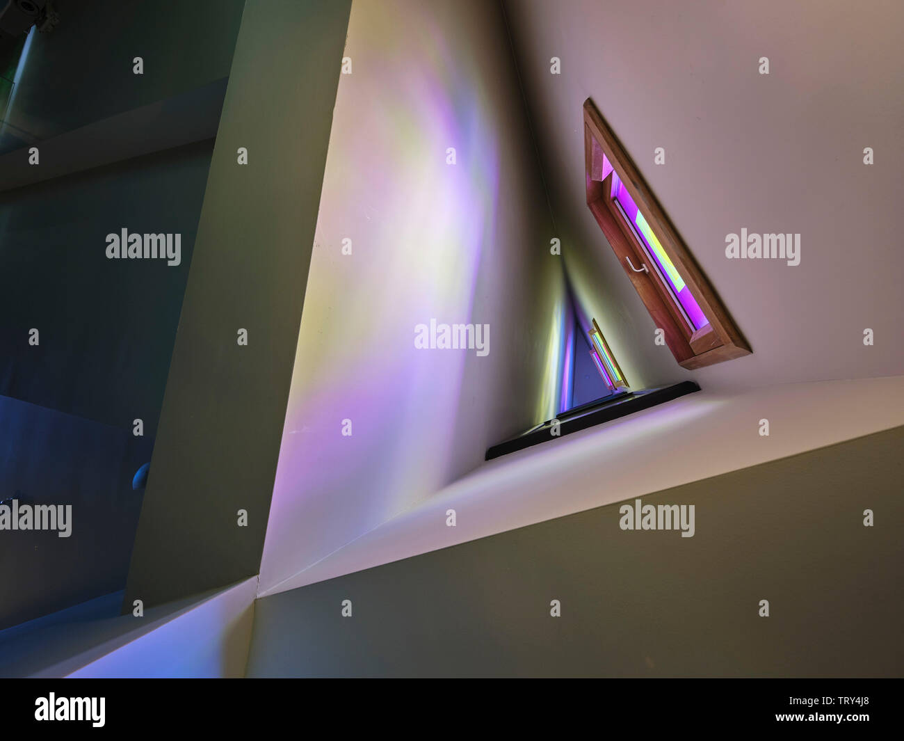 Triangular building hi-res stock photography and images - Alamy