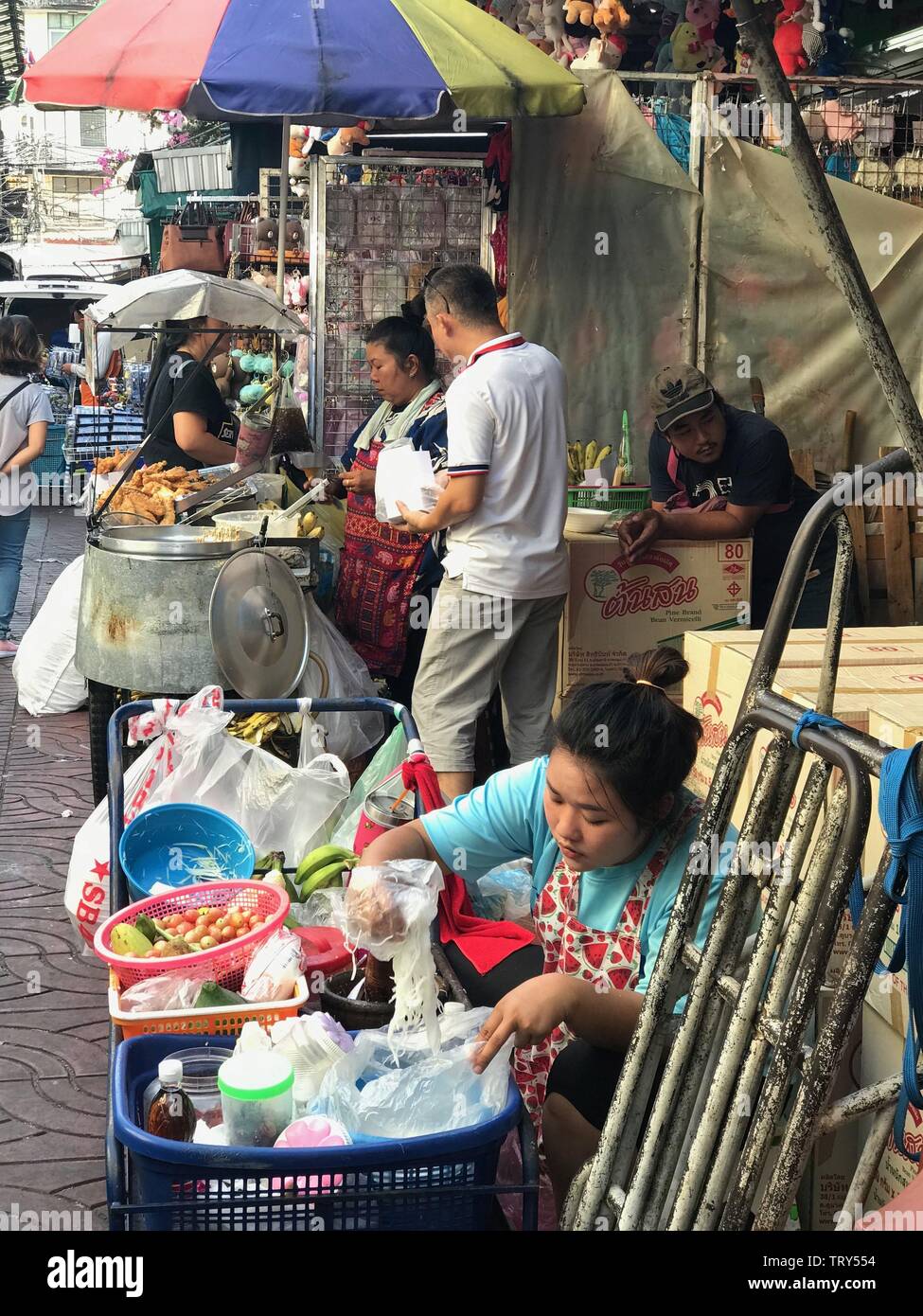 Business quarters of chinese merchants hi-res stock photography and ...