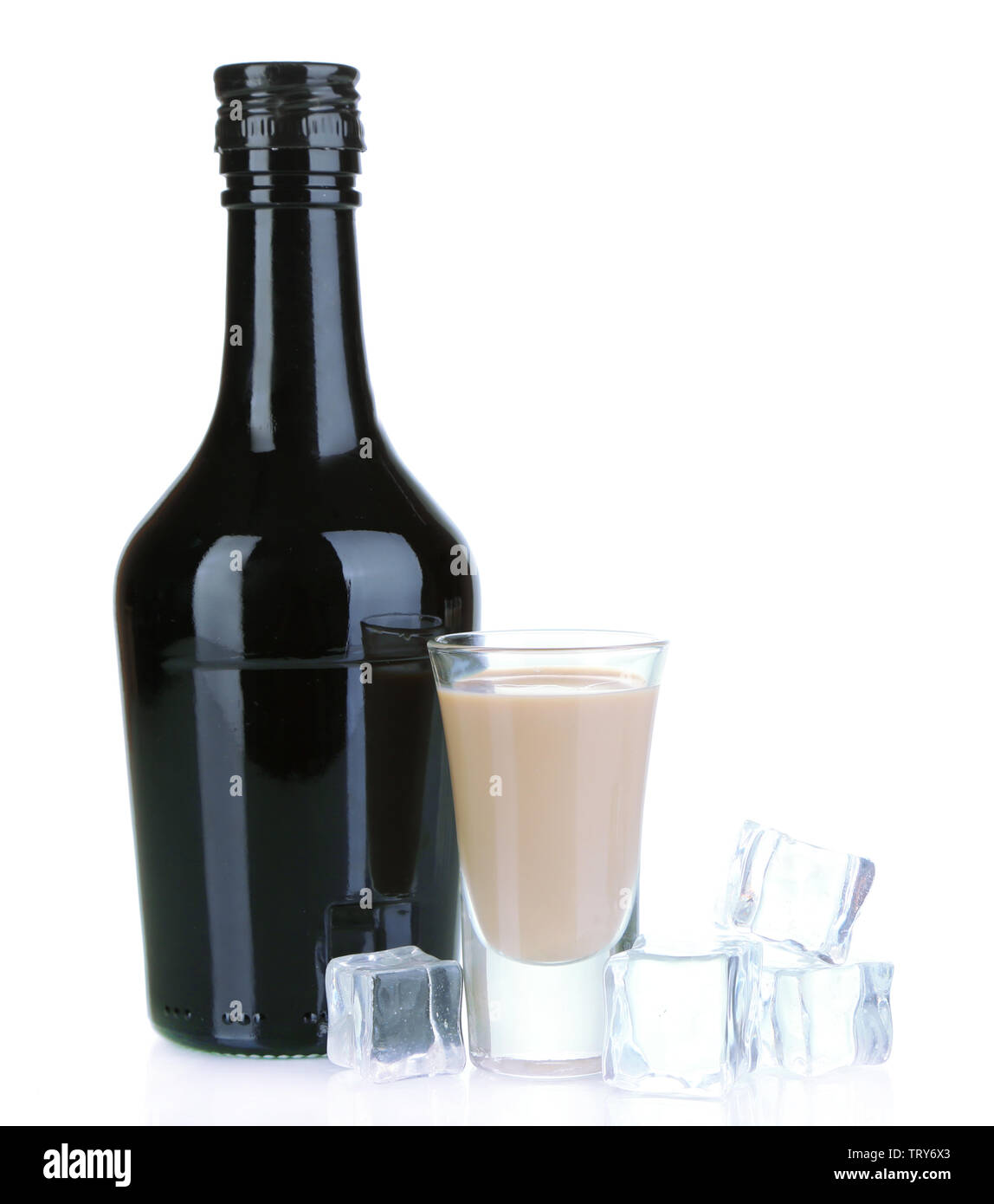 Baileys liqueur in bottle and glass isolated on white Stock Photo - Alamy