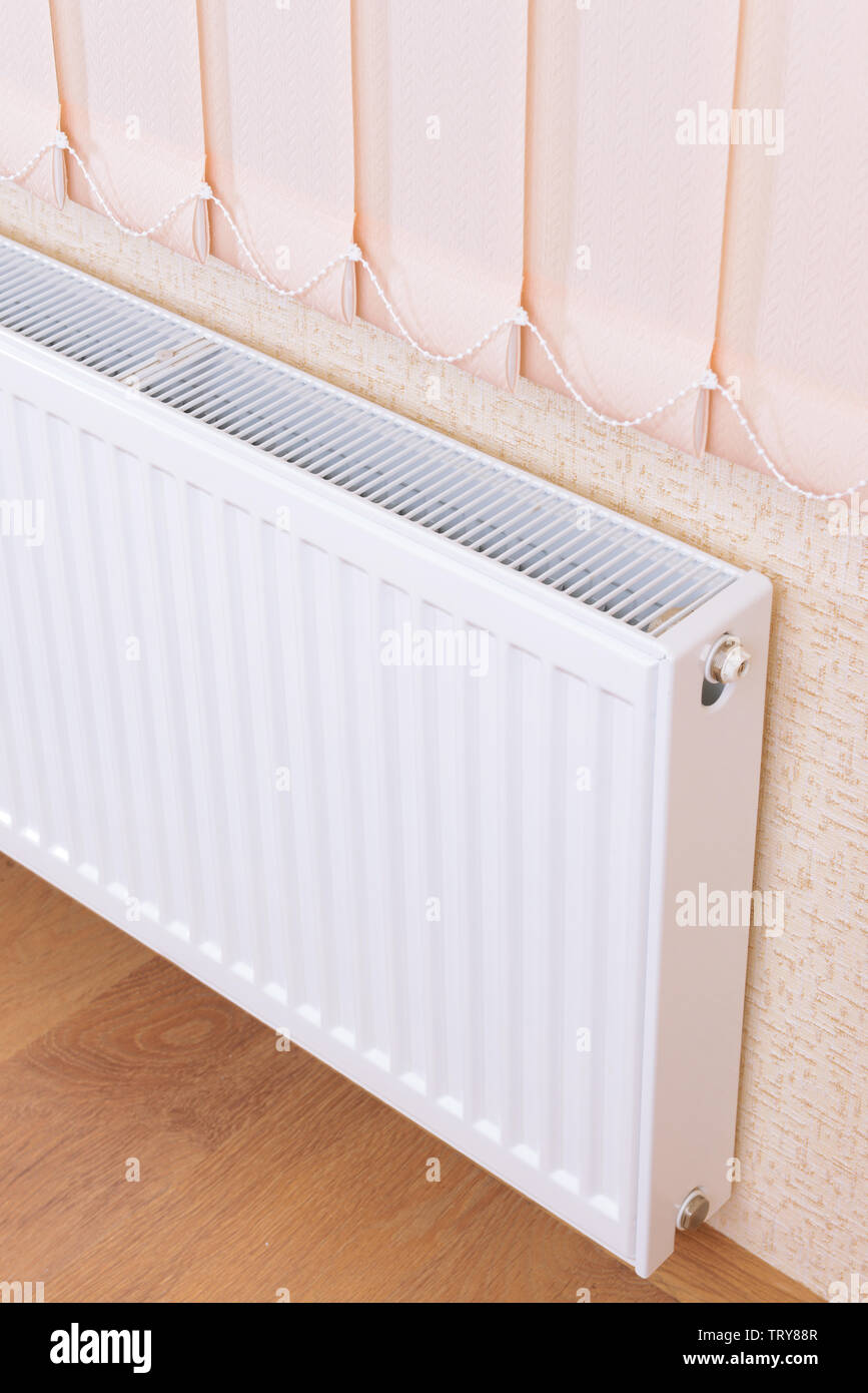 Radiator pipework hi-res stock photography and images - Alamy