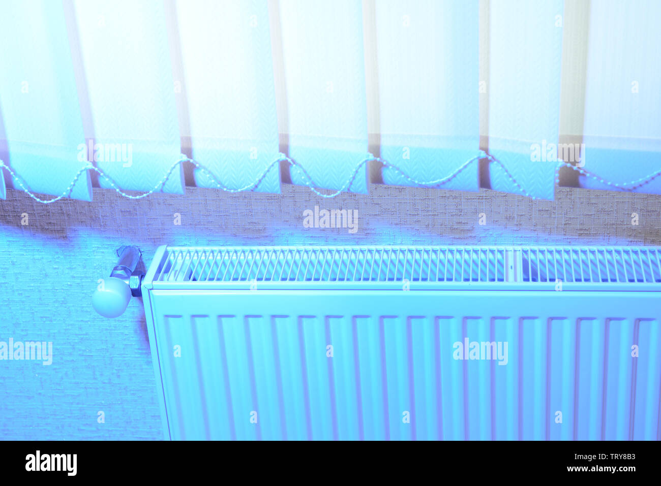 Radiator pipework hi-res stock photography and images - Alamy