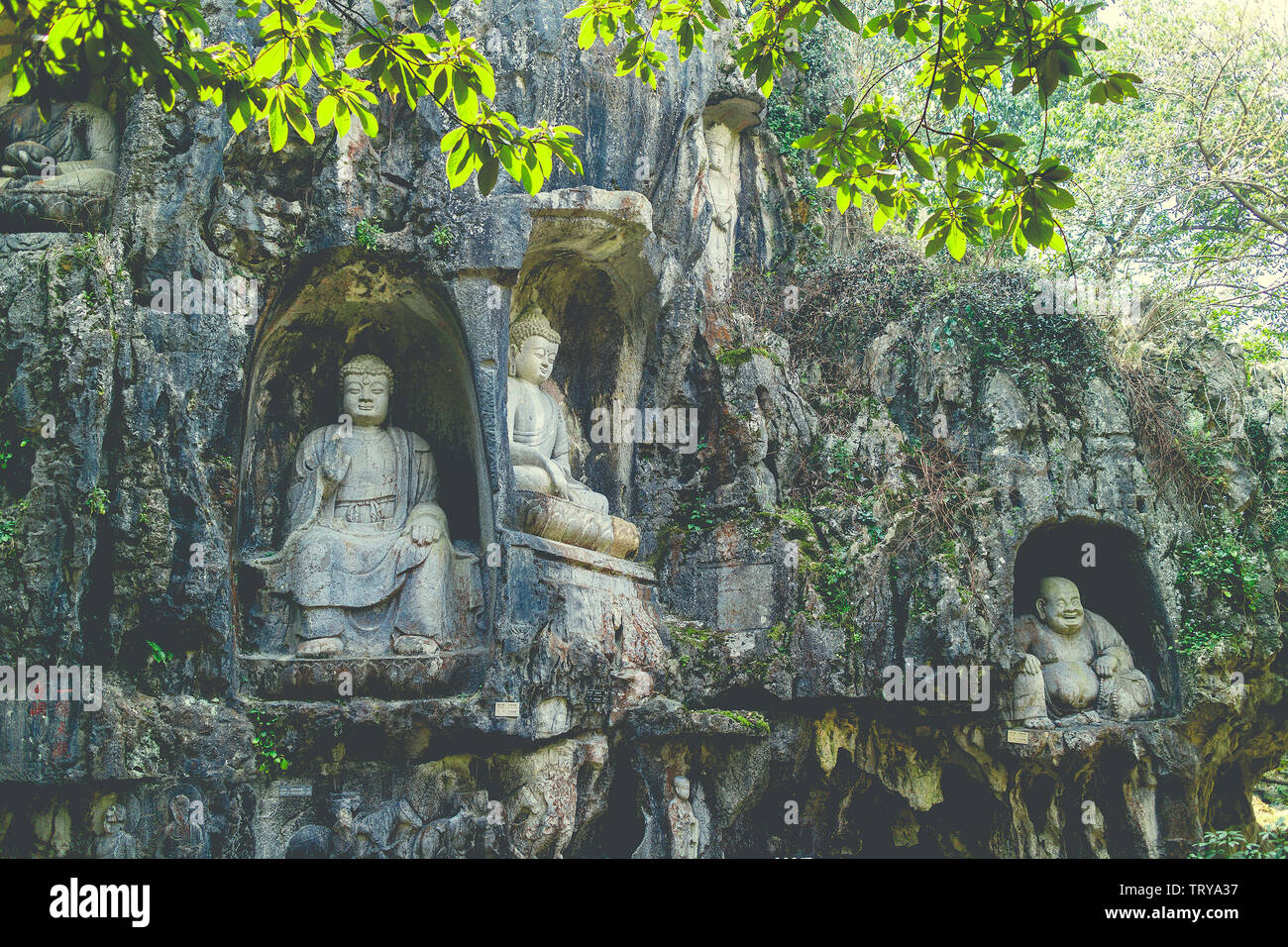 Lingyin temple hi-res stock photography and images - Alamy