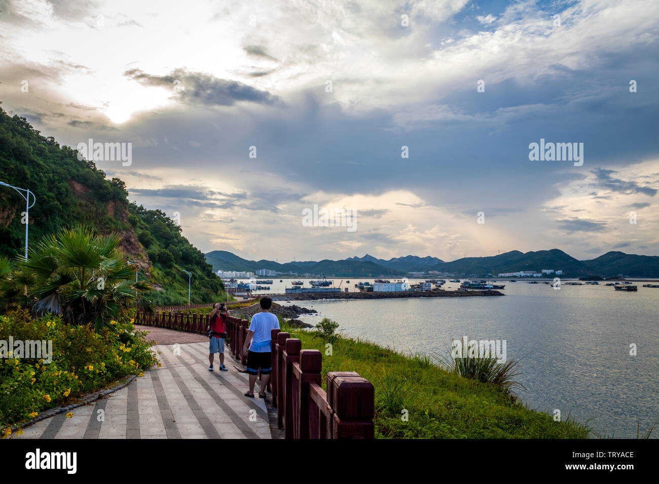 Yangjiang hi-res stock photography and images - Alamy