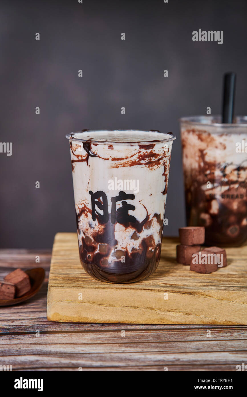 Milk tea hong kong hi-res stock photography and images - Alamy